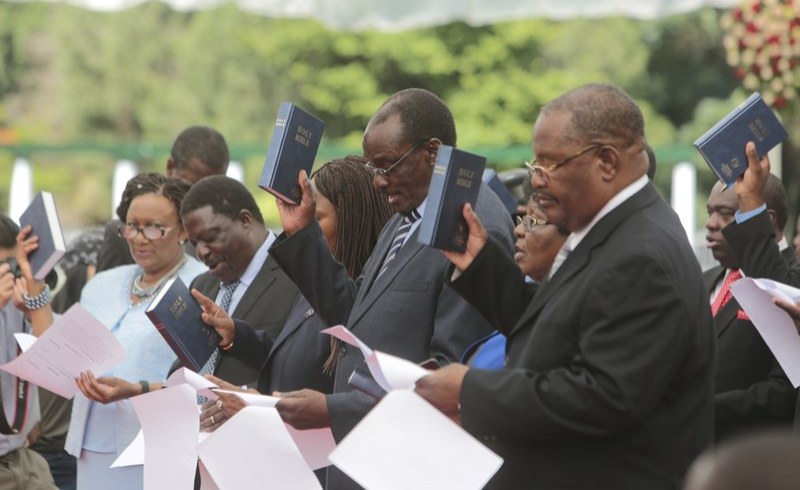 Zimbabwe: MPs, Senators Sworn-in Today - allAfrica.com